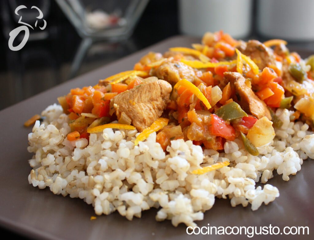 Cocina Con Gusto – Arroz integral con pollo a la naranja - Cocina Con Gusto